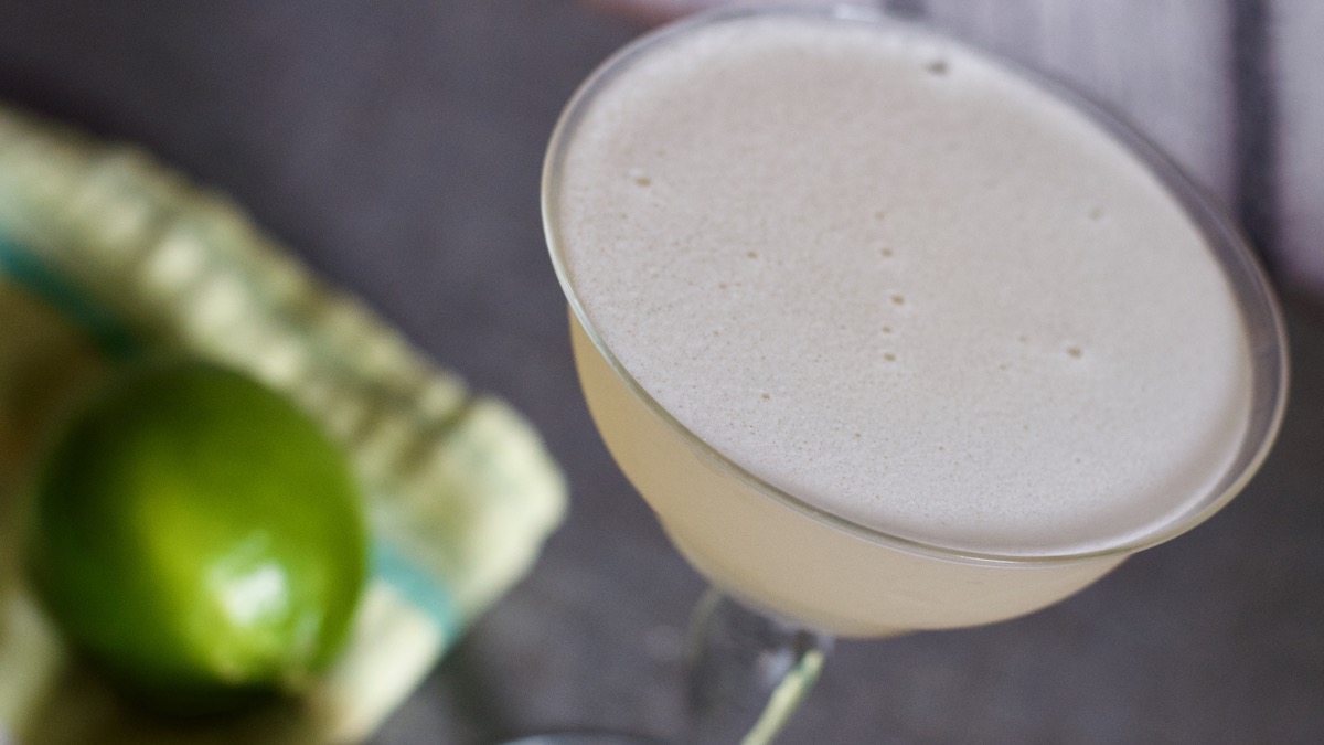 Riviera Rose Gin Cocktail - First Order Gin - Gin, Apricot, Lime